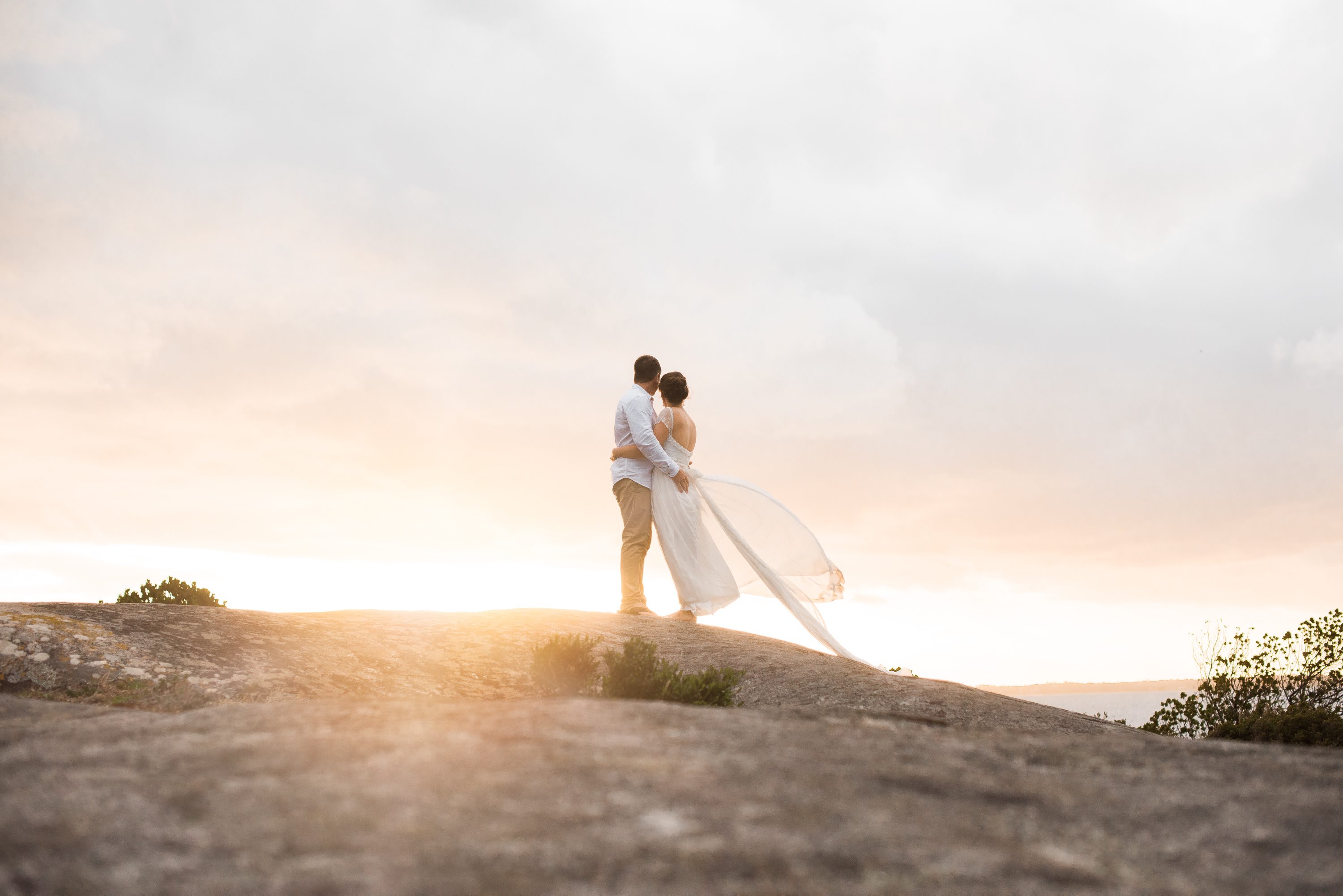 Sally and Adam - Goode Beach Wedding {Real-Weddings} - Great Southern ...